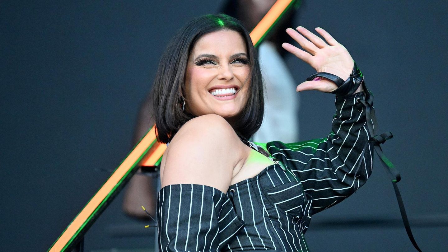 Nelly Furtado teilt seltenes Foto ihrer Doppelgänger-Tochter Nevis ...
