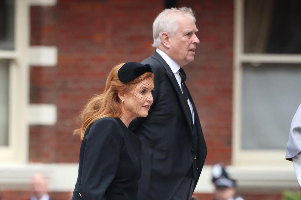 Sarah Ferguson bezieht öffentlich Stellung zur Epstein-Mail | GALA.de