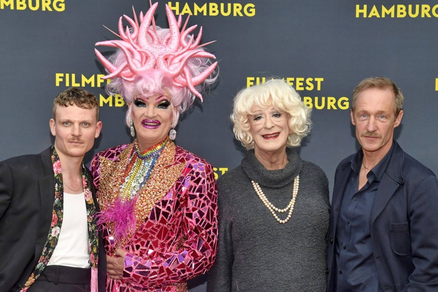 Film über Olivia Jones feiert Premiere: Diese Stars waren in Hamburg ...