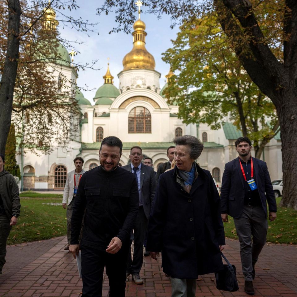 Prinzessin Anne wird 75: Palast ehrt sie mit strahlendem Porträt | GALA.de