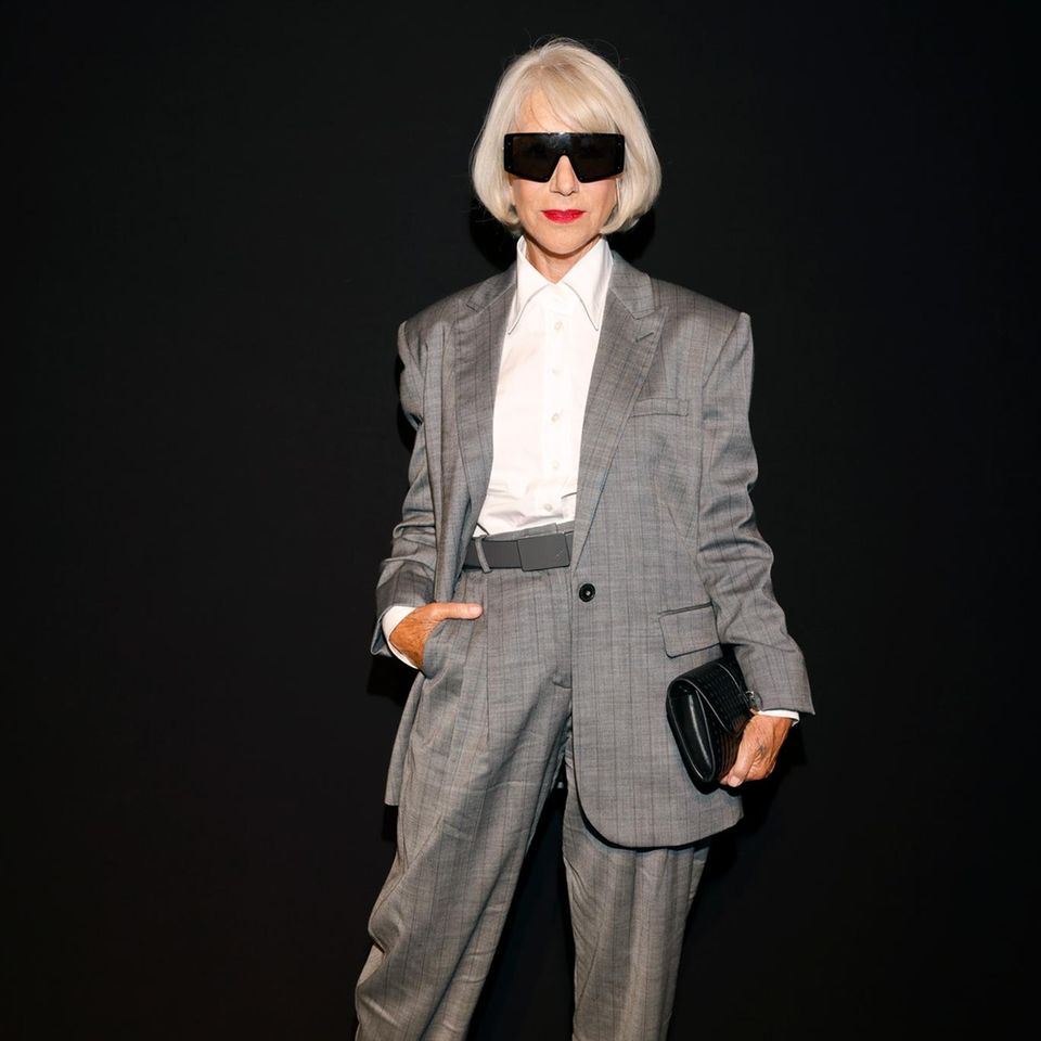 Michelle Hunziker: Ganz sinnlich und ohne BH posiert sie im Meer | GALA.de