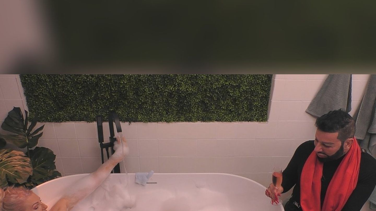 "Promi Big Brother": Désirée Nick schockt mit Live-Intimrasur | GALA.de