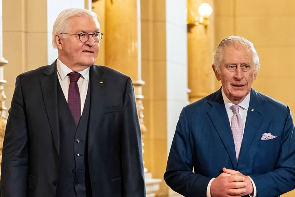 König Charles III. lädt zum Staatsbesuch: Frank-Walter Steinmeier reist ...