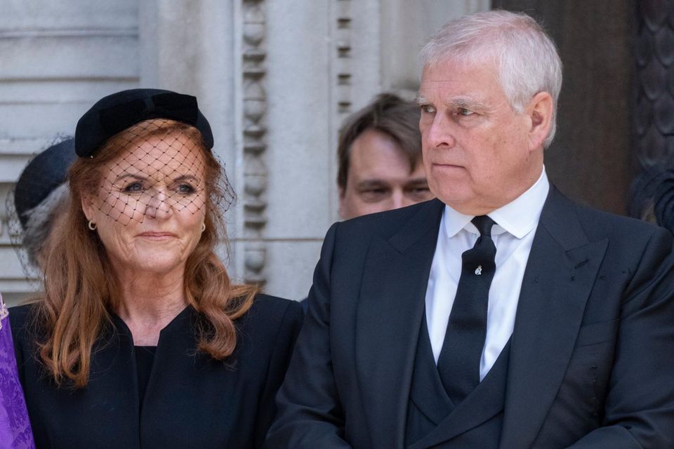 Prinz Andrew: So reagiert Ex Sarah Ferguson auf Titelverlust ihres Ex ...