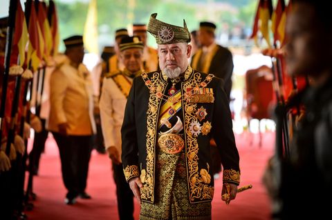 Sultan Muhammad V. von Malaysia: Ex-Verlobte startet als Popstar durch ...
