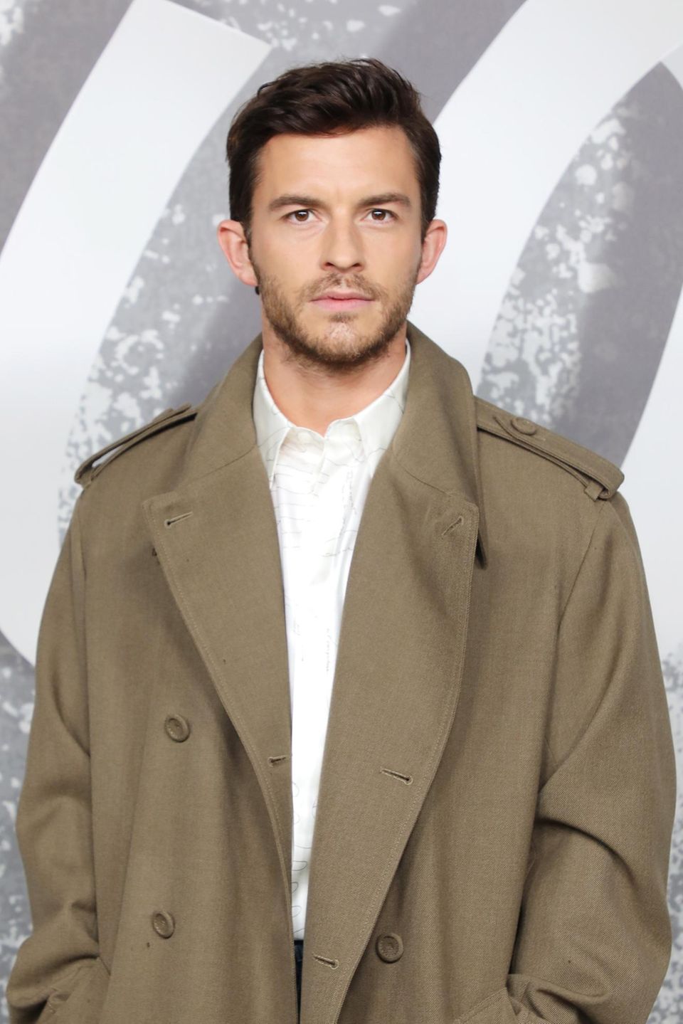 Vom süßen Softie zum Sexiest Man Alive: Der Beautywandel von Jonathan Bailey | GALA.de