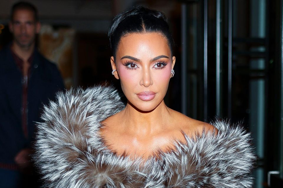 Kim Kardashian zeigt sich auf neuesten Fotos komplett hüllenlos | GALA.de