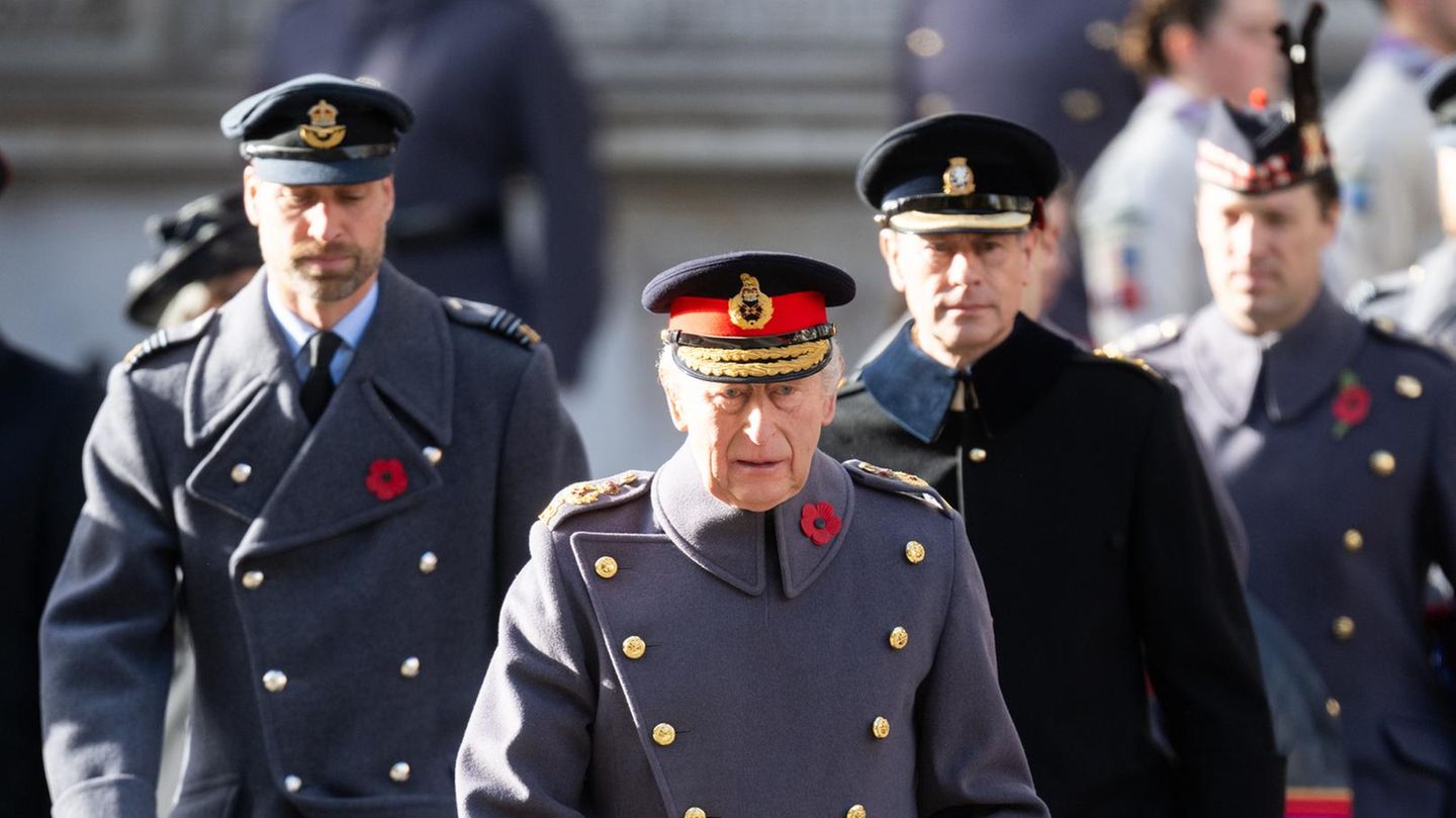 Nach Andrew-Skandal: Royal Family zeigt sich sichtlich berührt als Einheit | GALA.de