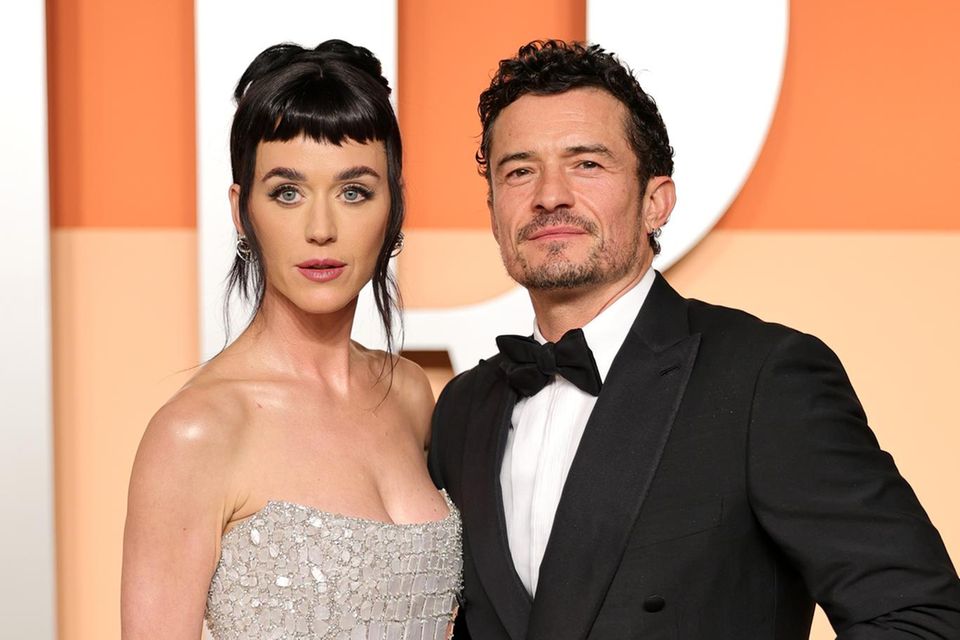 Orlando Bloom: Inniger Moment! Foto mit Kollegin im Katy-Perry-Kostüm ...