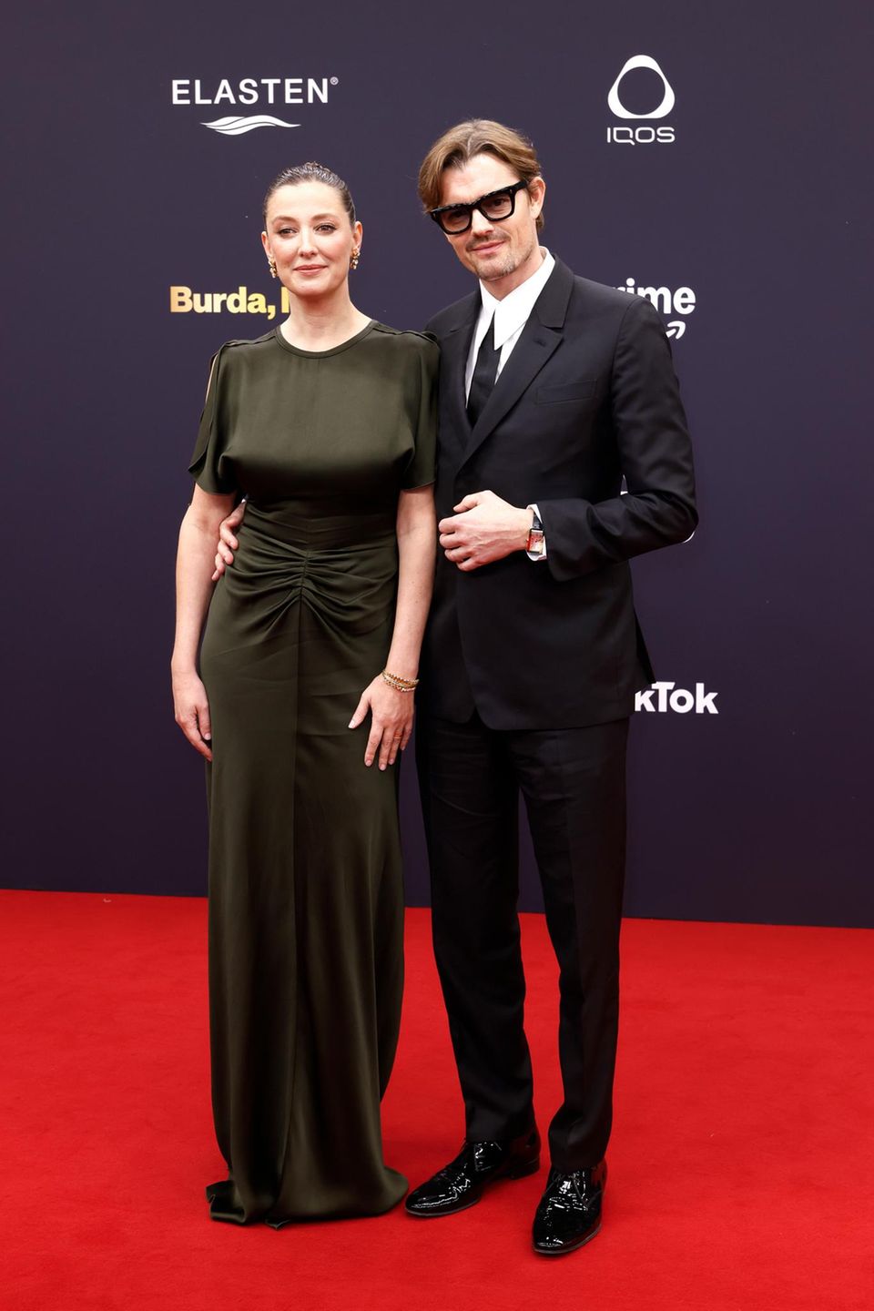 Keanu Reeves + Alexandra Grant: Verliebter Auftritt auf dem Red Carpet ...