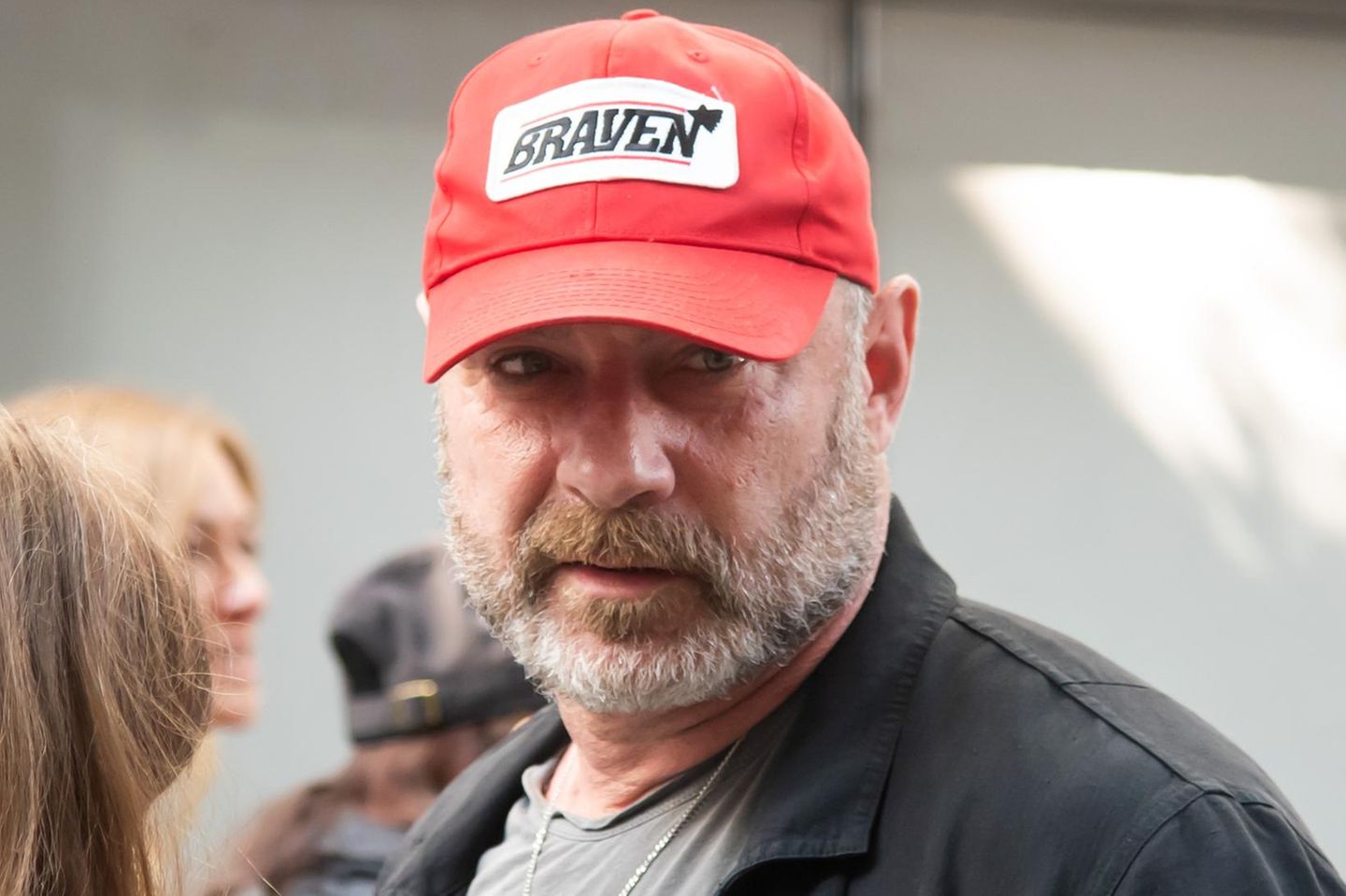 Sorge um Liev Schreiber: Nach Klinikaufenthalt erstmals gesichtet | GALA.de