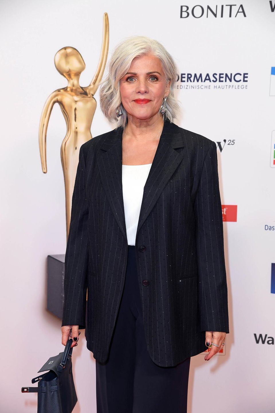 Goldene Bild der Frau: Marcel Remus überrascht mit Begleitung | GALA.de