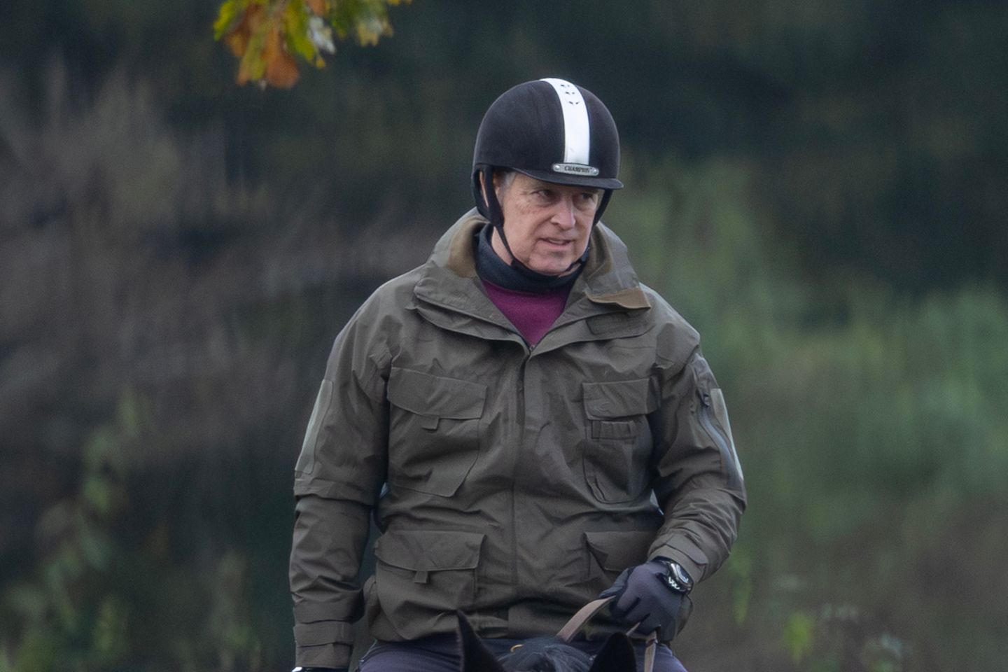 Andrew Mountbatten-Windsor: Neue Reitfotos sorgen bei Royals für Unruhe ...