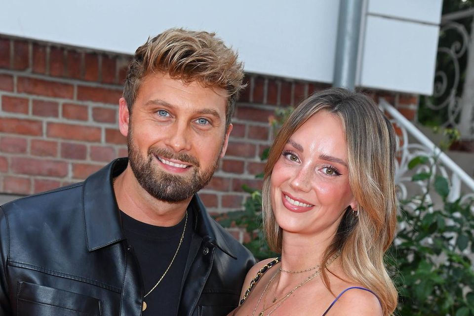 Dominik Stuckmann: Ex-Bachelor hat sich mit Anna Rossow verlobt | GALA.de