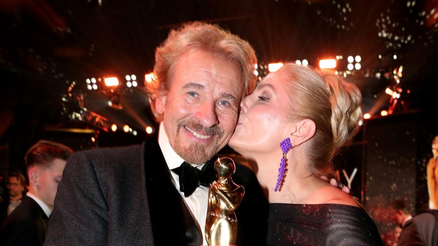 Thomas Gottschalk hat Krebs: Bei den Romy Awards strahlt er noch als ...