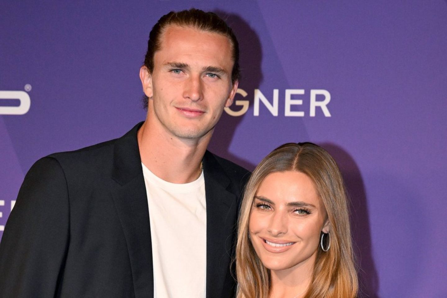 Alexander Zverev und Sophia Thomalla: Turtelfotos aus dem Urlaub | GALA.de