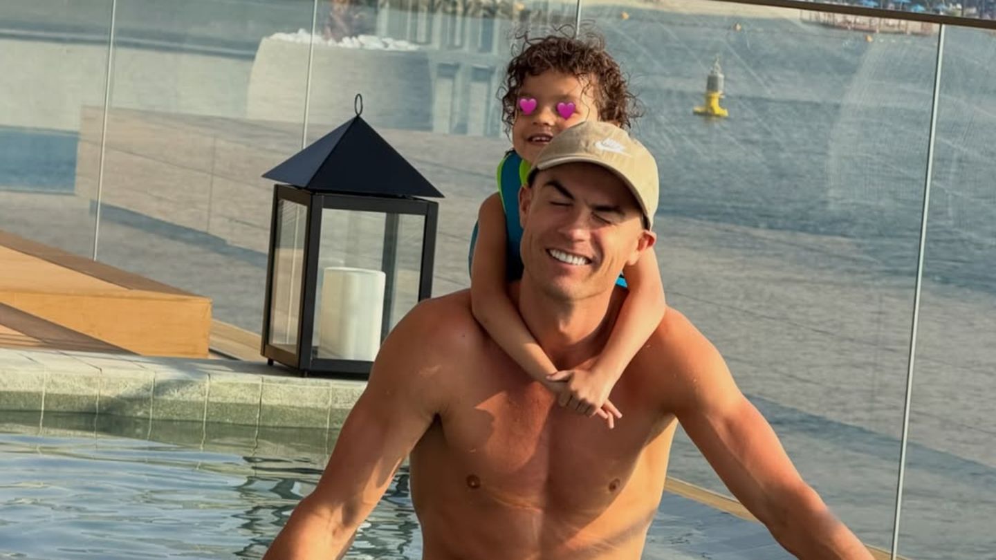 Cristiano Ronaldo + Junior | GALA.de