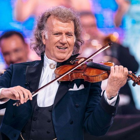 André Rieu: "Kerzen und Blumen sind mir privat zu viel Theater" | GALA.de