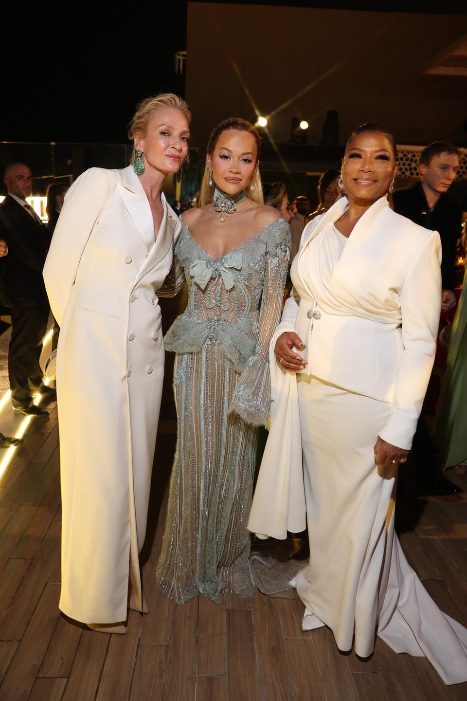 Dakota Johnson sorgt in ihrem transparenten Spitzenkleid für Schnappatmung | GALA.de