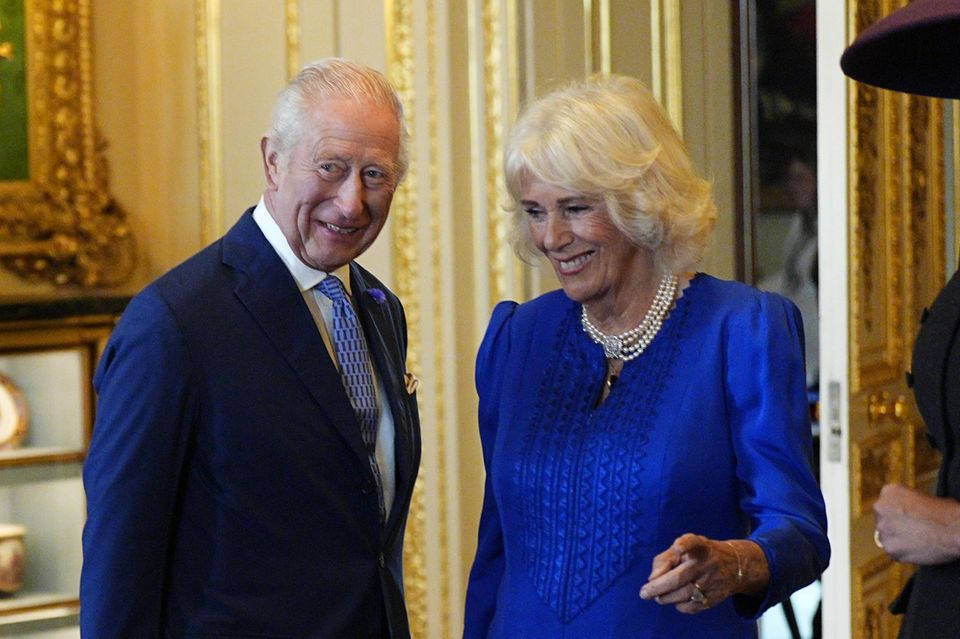 König Charles + Königin Camilla: Palast verkündet historische ...