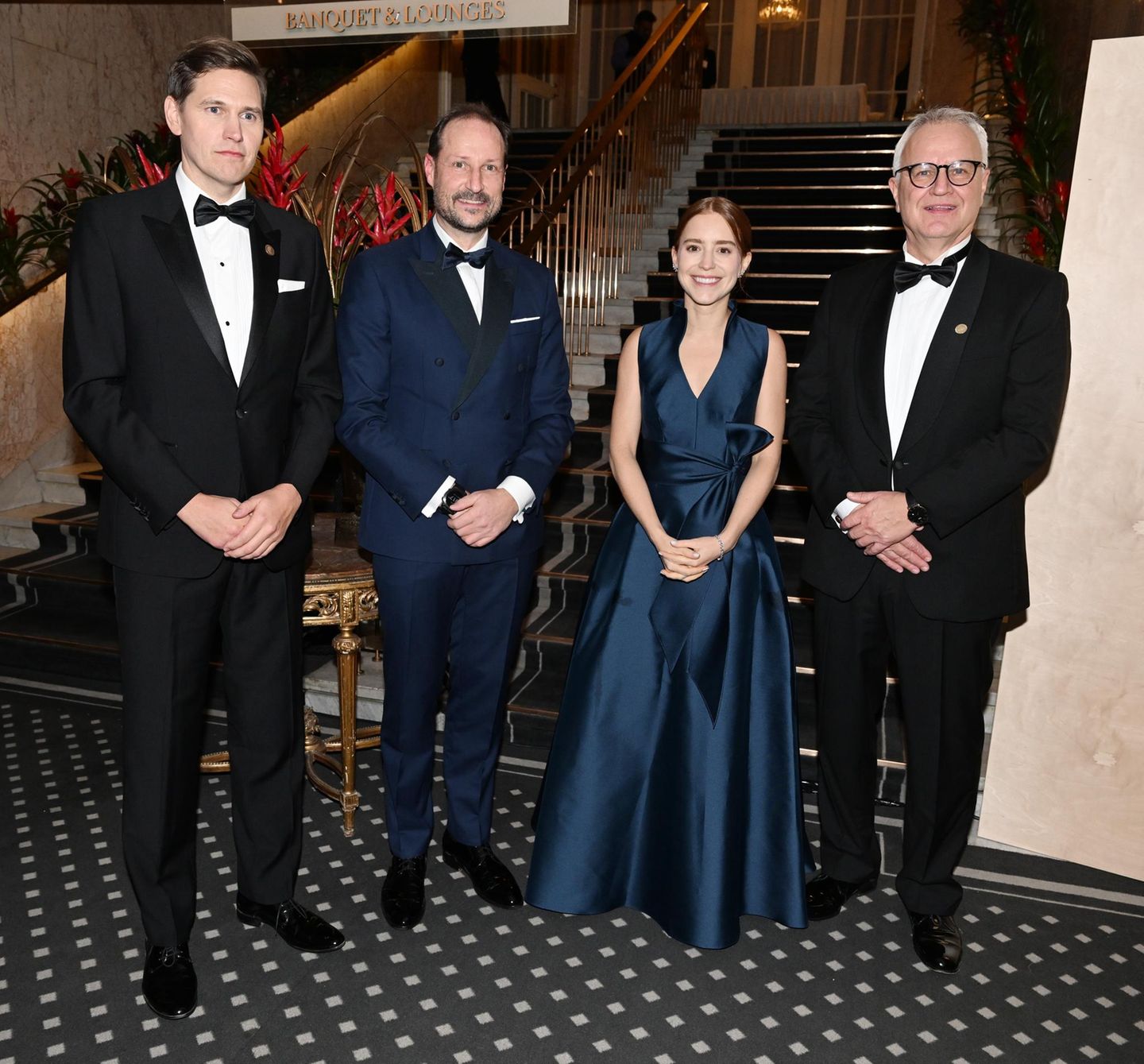 Prinz Haakon: Beim Bankett zum Friedensnobelpreis steht er plötzlich ...