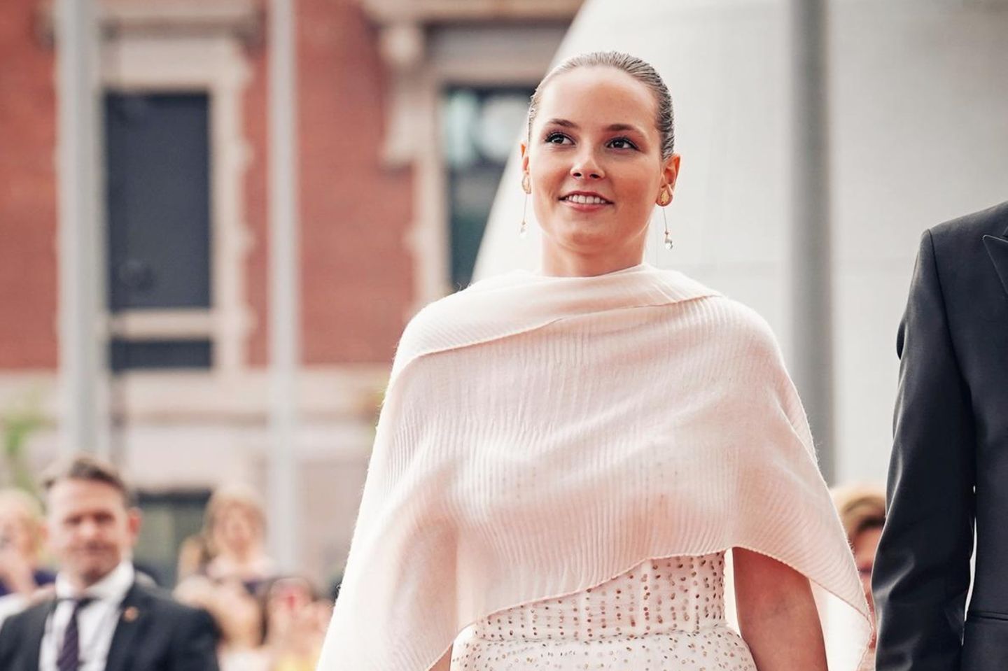 Prinzessin Ingrid Alexandra + Co.: Sie lieben die Trendfarbe 2026 ...