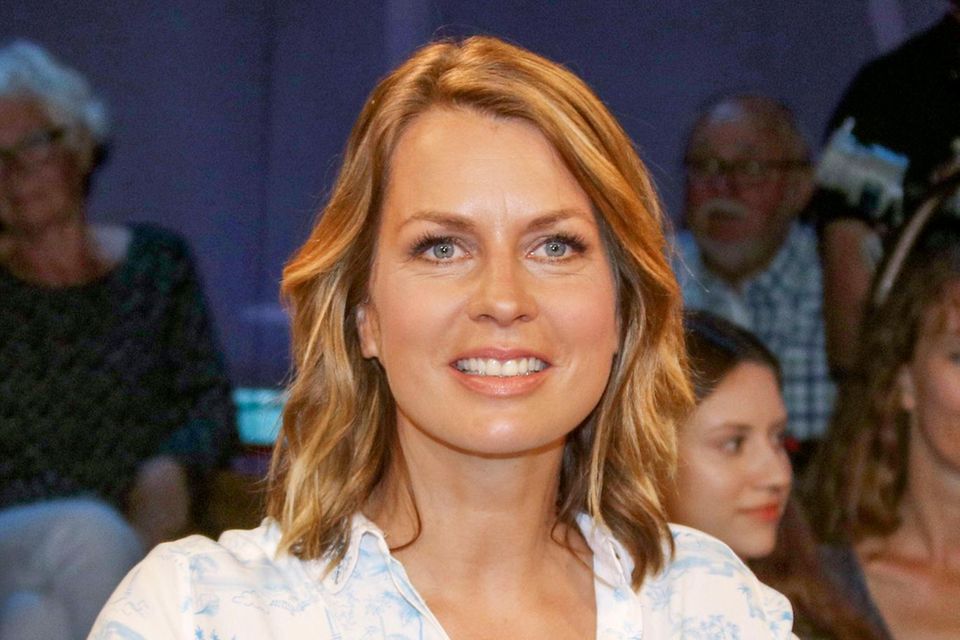 Jessy Wellmer: "Tagesthemen"-Star verrät, was hinter TV-Garderobe ...