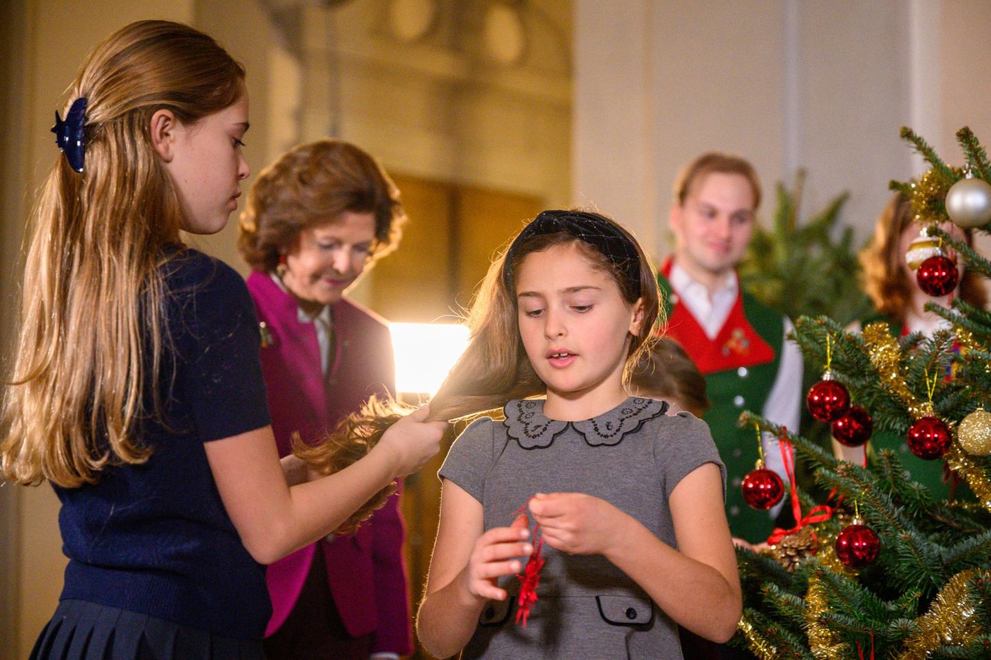 Königin Silvia: Wilder Weihnachtszauber mit all ihren Enkelkindern ...
