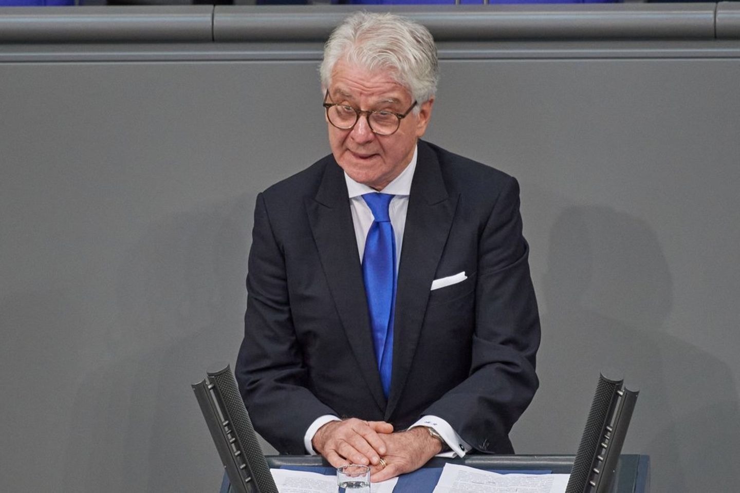 Marcel Reif: Warum "Sei ein Mensch" sein Motto ist | GALA.de