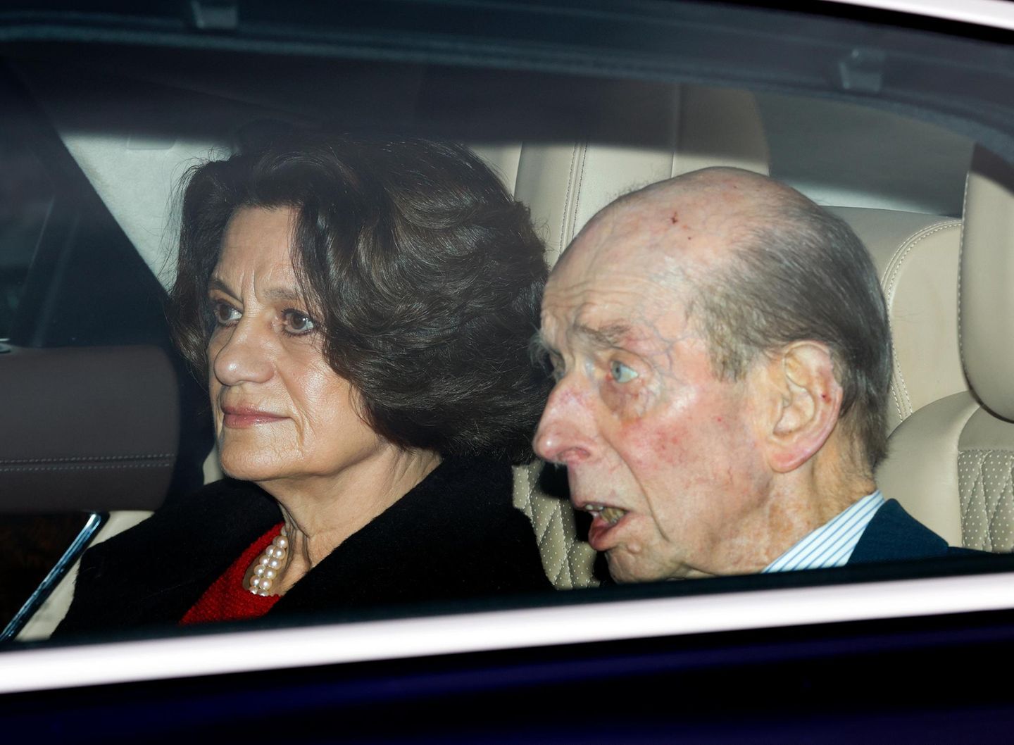 König Charles lädt ein: Alle Fotos des royalen Christmas-Lunchs | GALA.de