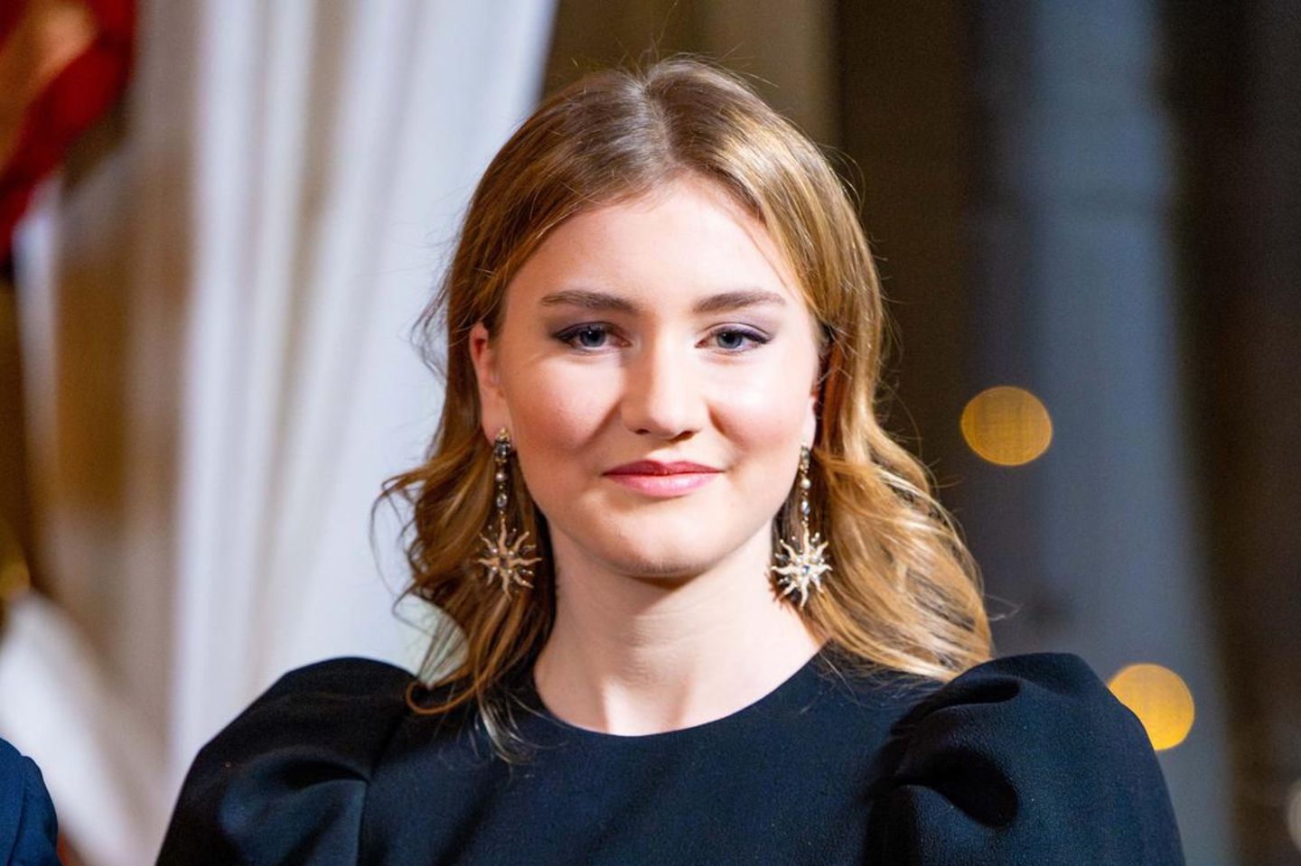 Prinzessin Elisabeth: Beim Weihnachtskonzert überstrahlt sie alle | GALA.de