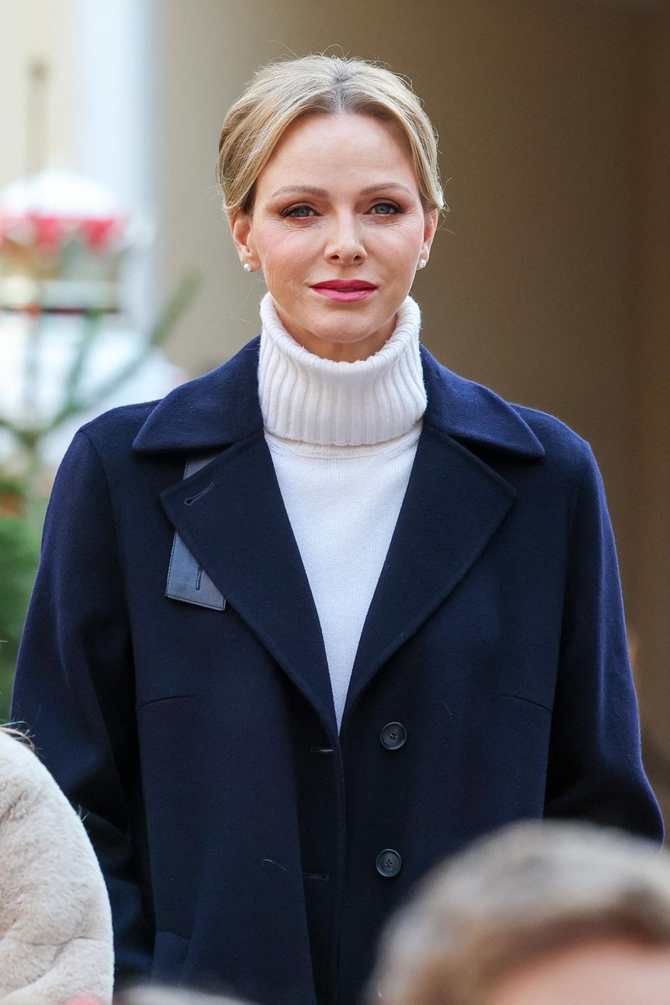 Warm und elegant: So wirkungsvoll ist die Style-Formel von Fürstin ...