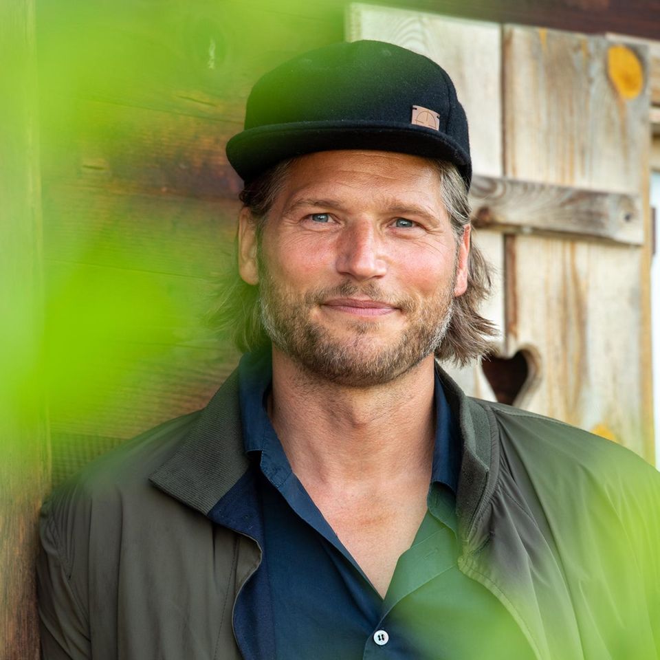 Johannes Huebl: "Unser Stress ist, es den ganzen Tag miteinander ...