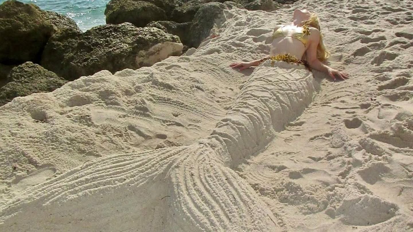 Nasse Nixen: Die schönsten Beachlooks der Promis | GALA.de