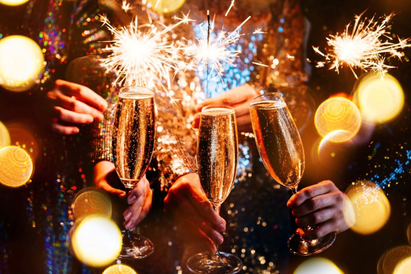 Traditionen zu Silvester: So feiert die Welt den Jahreswechsel | GALA.de