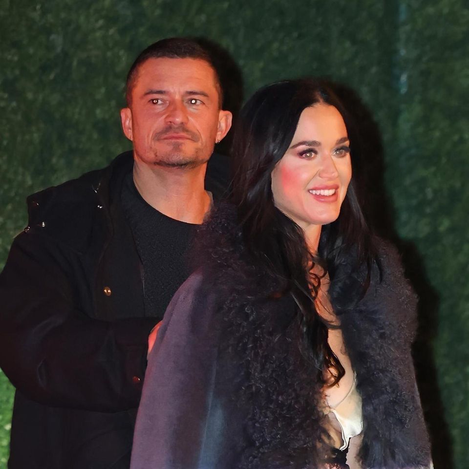 James Van Der Beek: Ehefrau Kimberly betont, er sei "auf dem Weg der ...