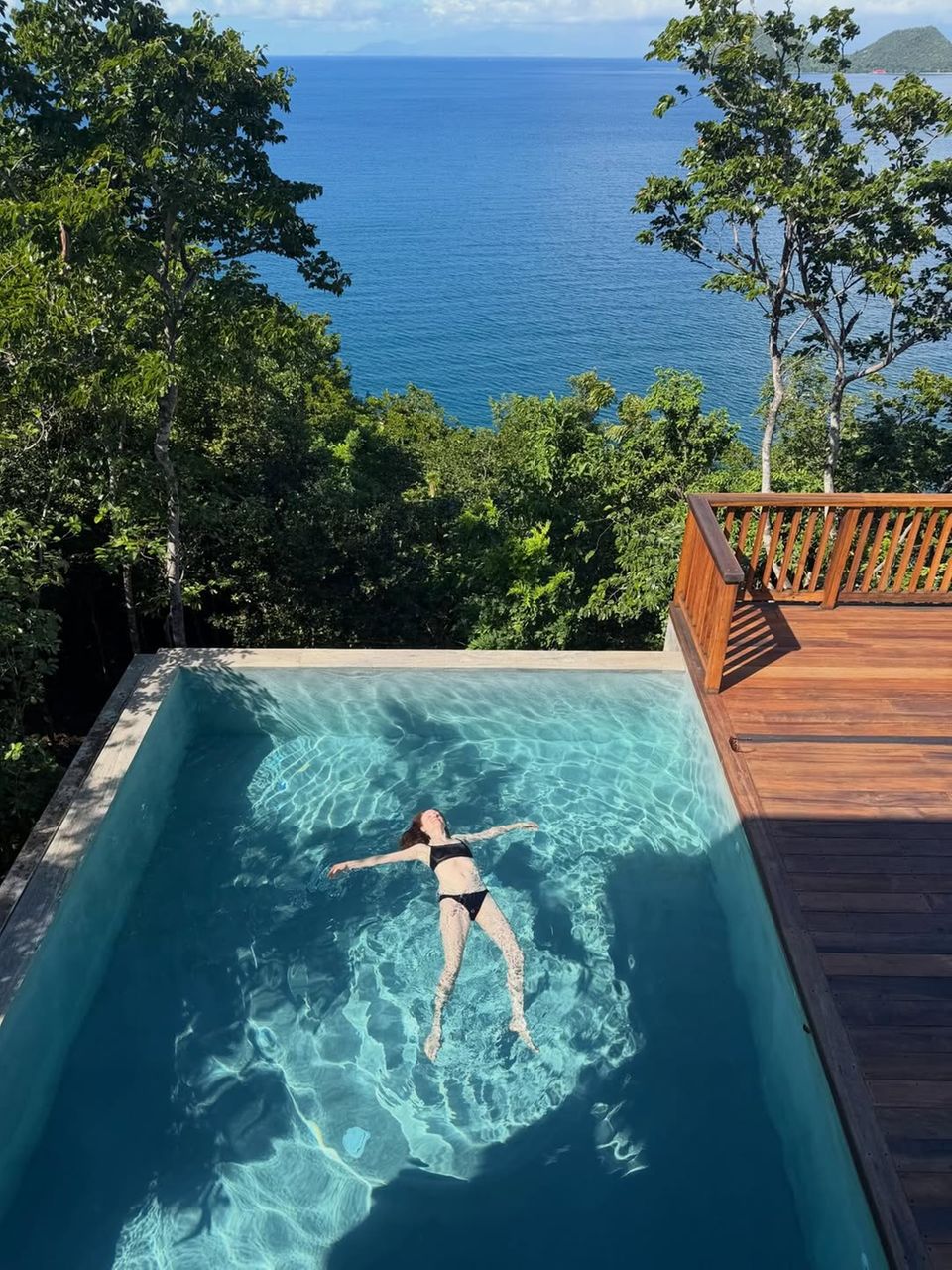 Urlaubsgrüße 2026: Die traumhaften Reisebilder der Stars | GALA.de