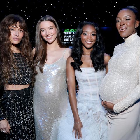 Gänsehaut! Madelaine Petsch trotzt den Horror-Gestalten auf dem Red ...