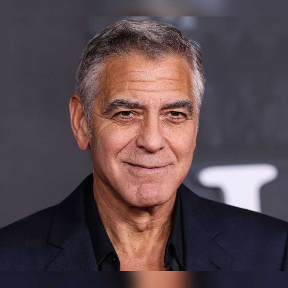 Anke Engelke feiert 60. Geburtstag: Die Frau, die deutsche Comedy ...