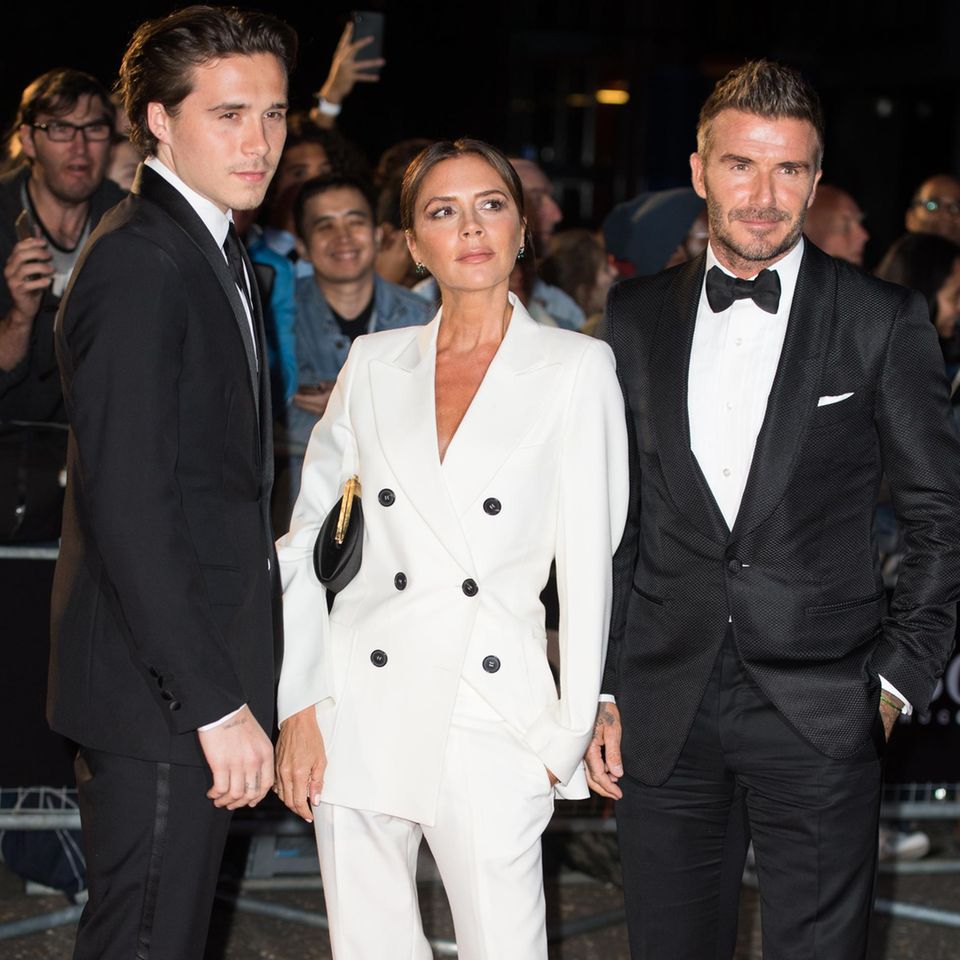 Gülcan Kamps zeigt sich mit der Verwandtschaft: Doch ihr Ehemann fehlt | GALA.de