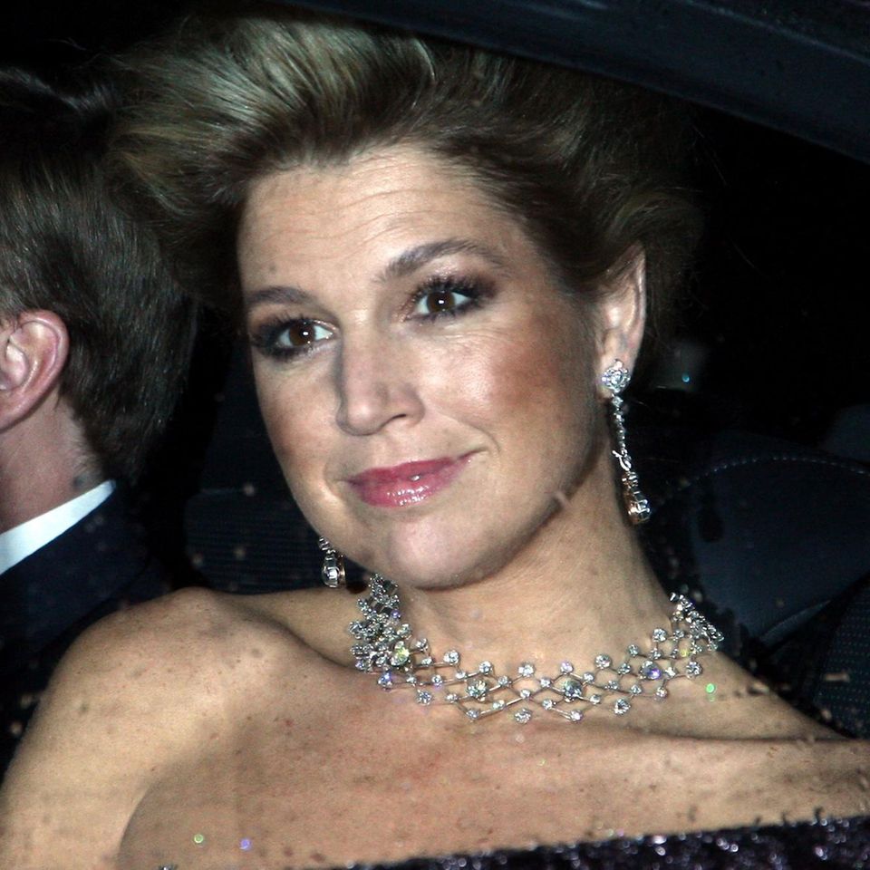 2016 sorgte es für Blitzlichtgewitter: Ob wir dieses Kleid jemals ...