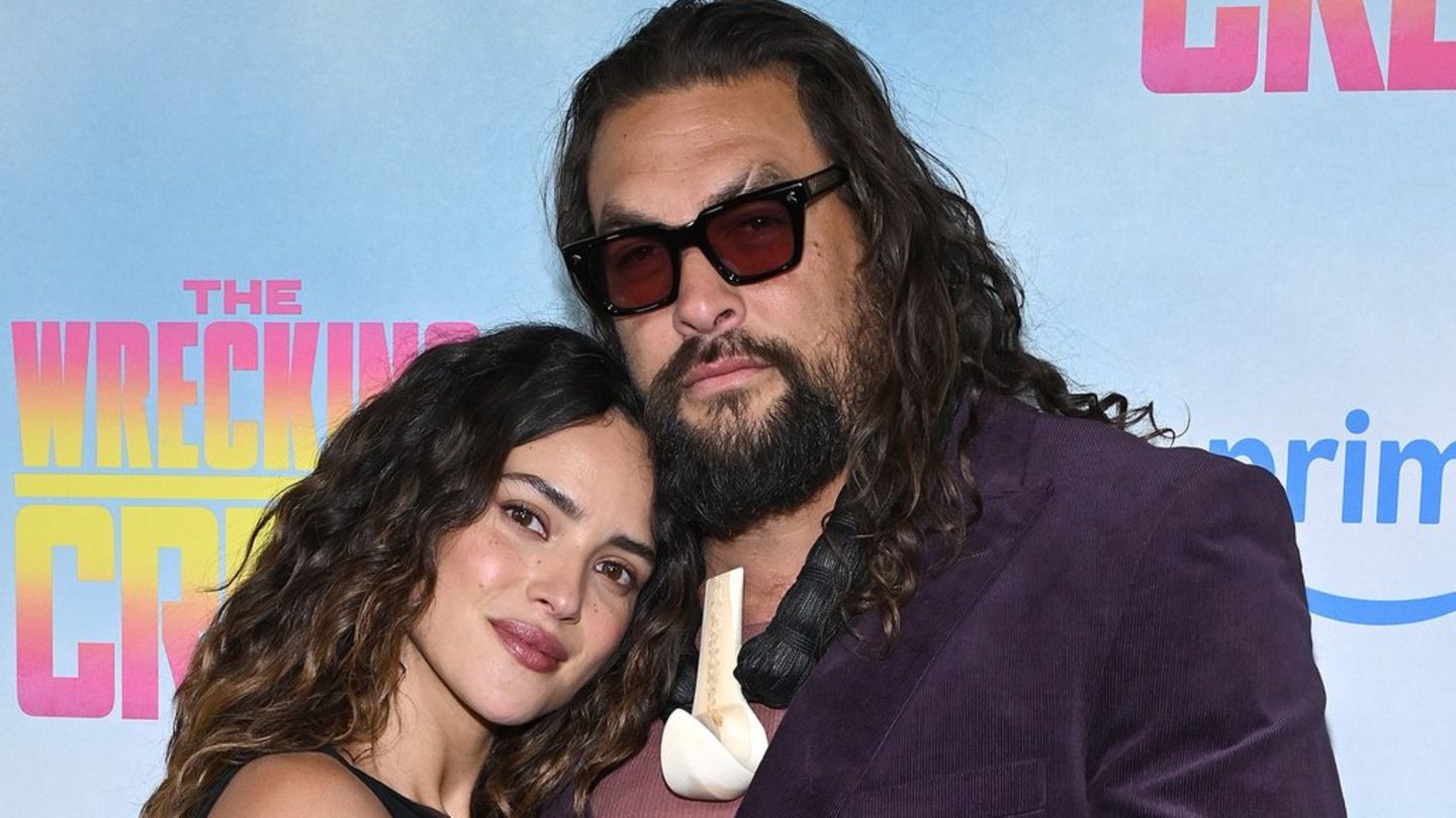 Jason Momoa und Adria Arjona: Inniger Pärchen-Auftritt in New York ...