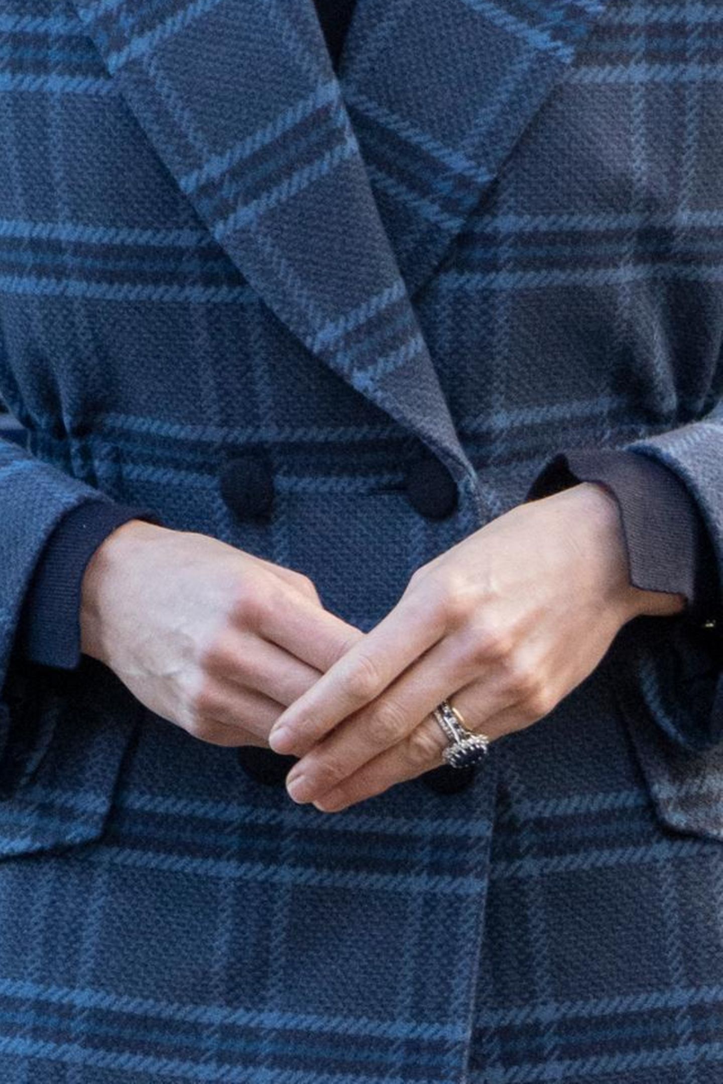 Catherine, Princess of Wales passt geschickt ihre Garderobe an ihre ...