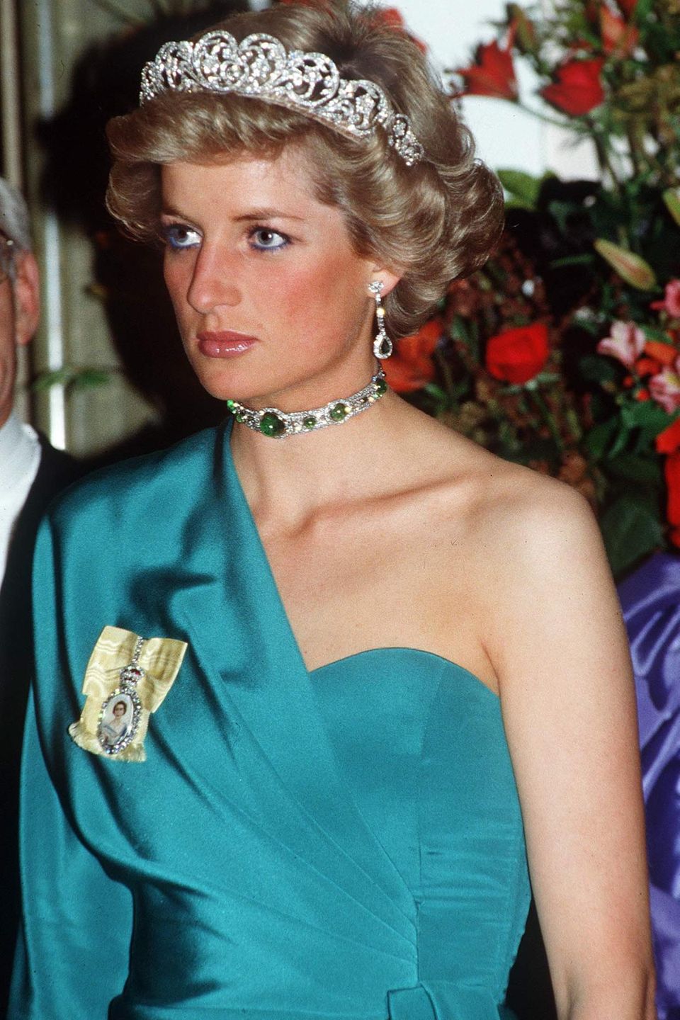 Prinzessin Diana: 10 legendäre Choker, die Modegeschichte schrieben ...