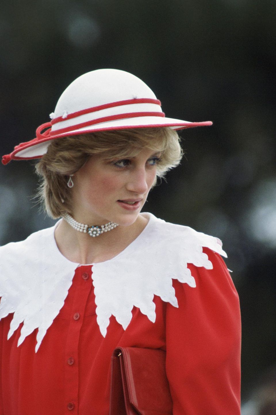 Prinzessin Diana: 10 legendäre Choker, die Modegeschichte schrieben ...
