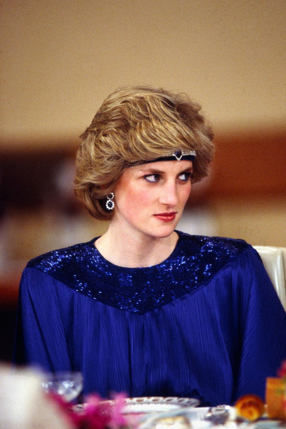 Prinzessin Diana: 10 legendäre Choker, die Modegeschichte schrieben ...