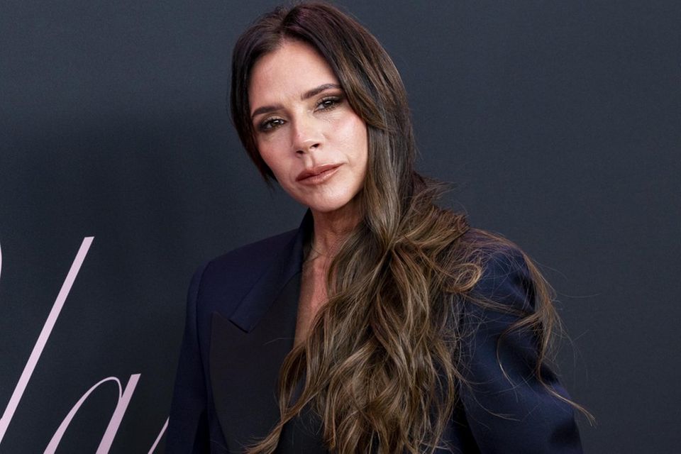 Posh Spice mit altem Song in den Charts: Kreative Unterstützung im ...