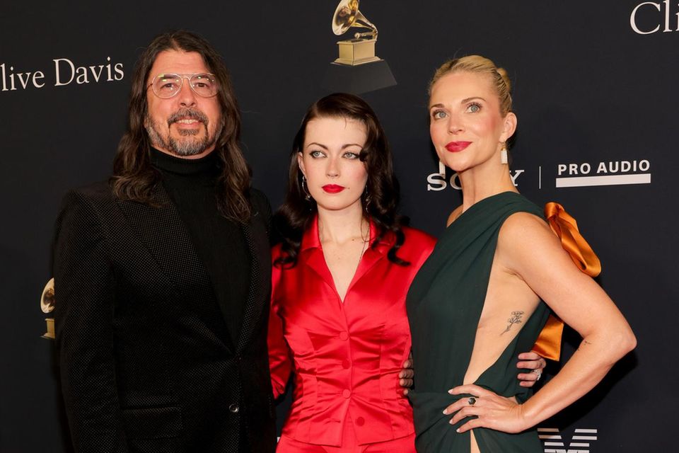 Dave Grohl: Seltener Anblick! Auftritt mit Ehefrau und Tochter | GALA.de