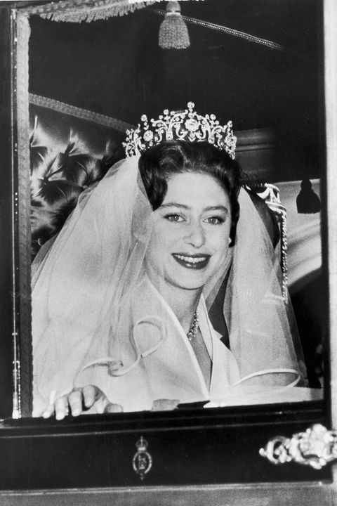 Prinzessin Margaret ( ): Warum ihr Hochzeitsdiadem ein Zeichen der ...