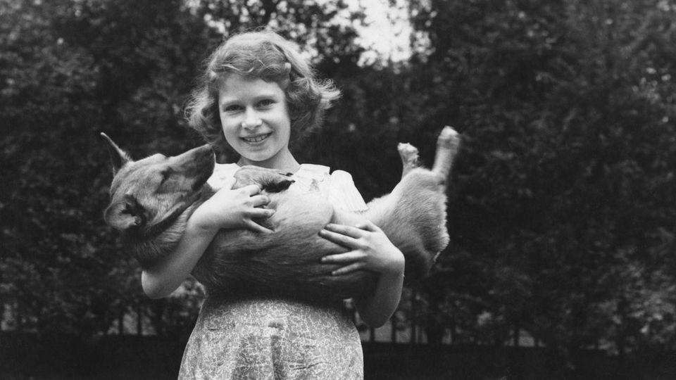 Queen Elizabeth: Ganz wie Louis! So frech war sie als Kind wirklich ...